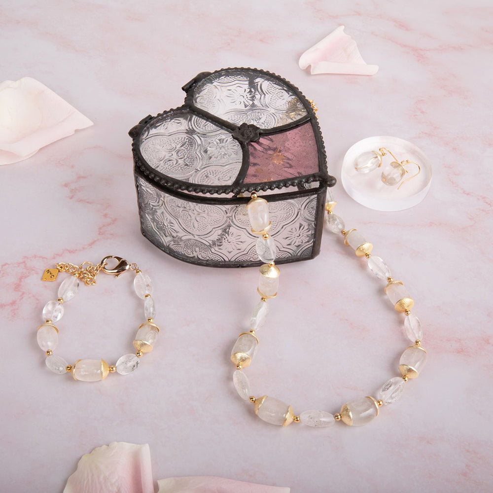 Apparel & Accessories - Getty Museum Store